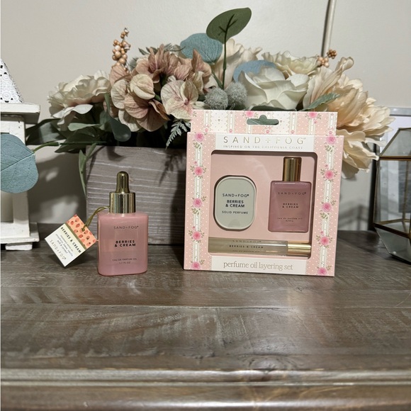 Bath & Body | Perfume Oil Layering Set Pink | Poshmark